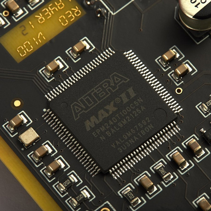 Holo Audio Red – Elise Audio